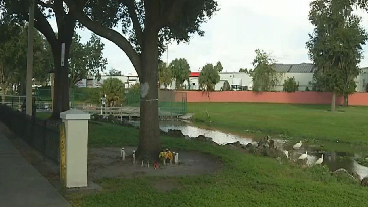 Orlando Police: Nevan Baker's Hands Not Tied Behind Back