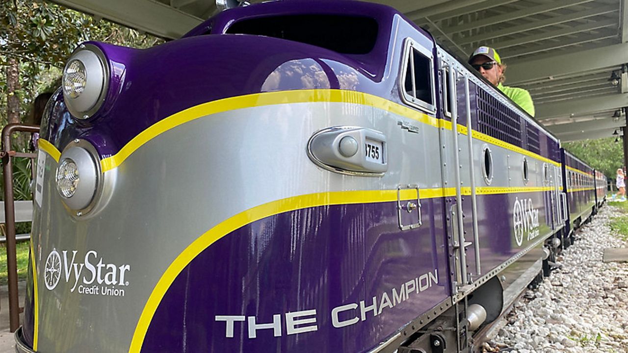 5 things to know about the Central FL Zoo's train engineer