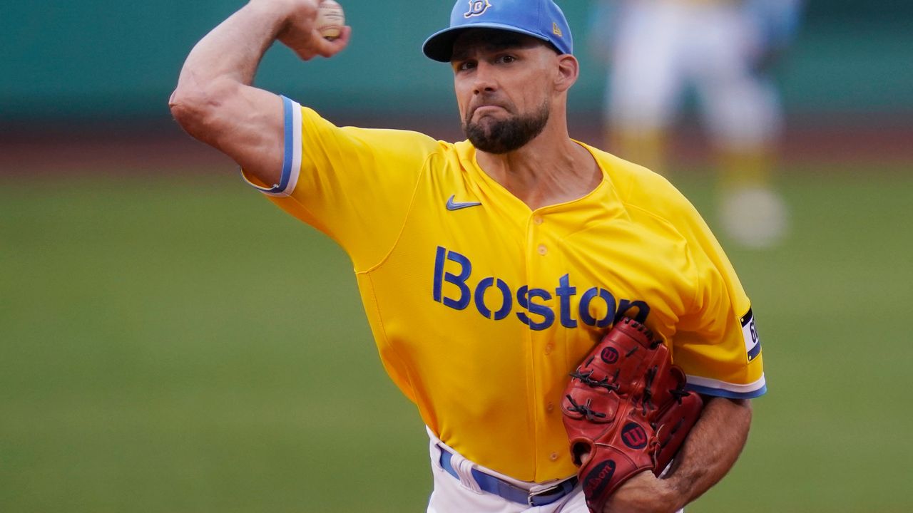 Eovaldi agrees to 2-year deal to join Rangers and deGrom