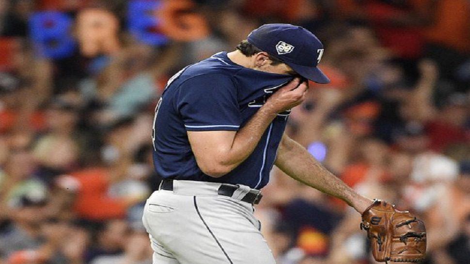 3 straight HRs propel Astros to win over Rays