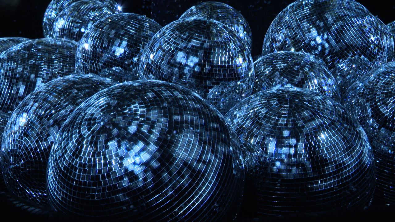 New Media Art Finds Audience Through Cool Experiences