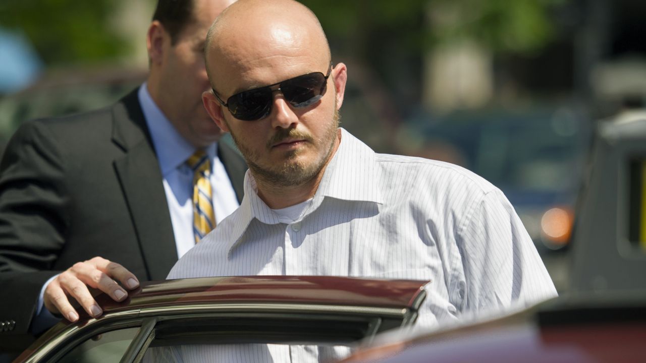 un experts trump blackwater pardon international law