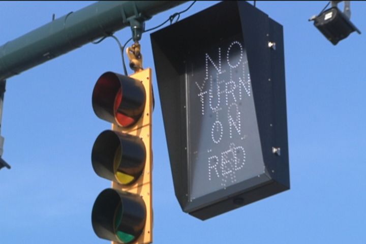 New Traffic Signal Installed to Keep Pedestrians Safe