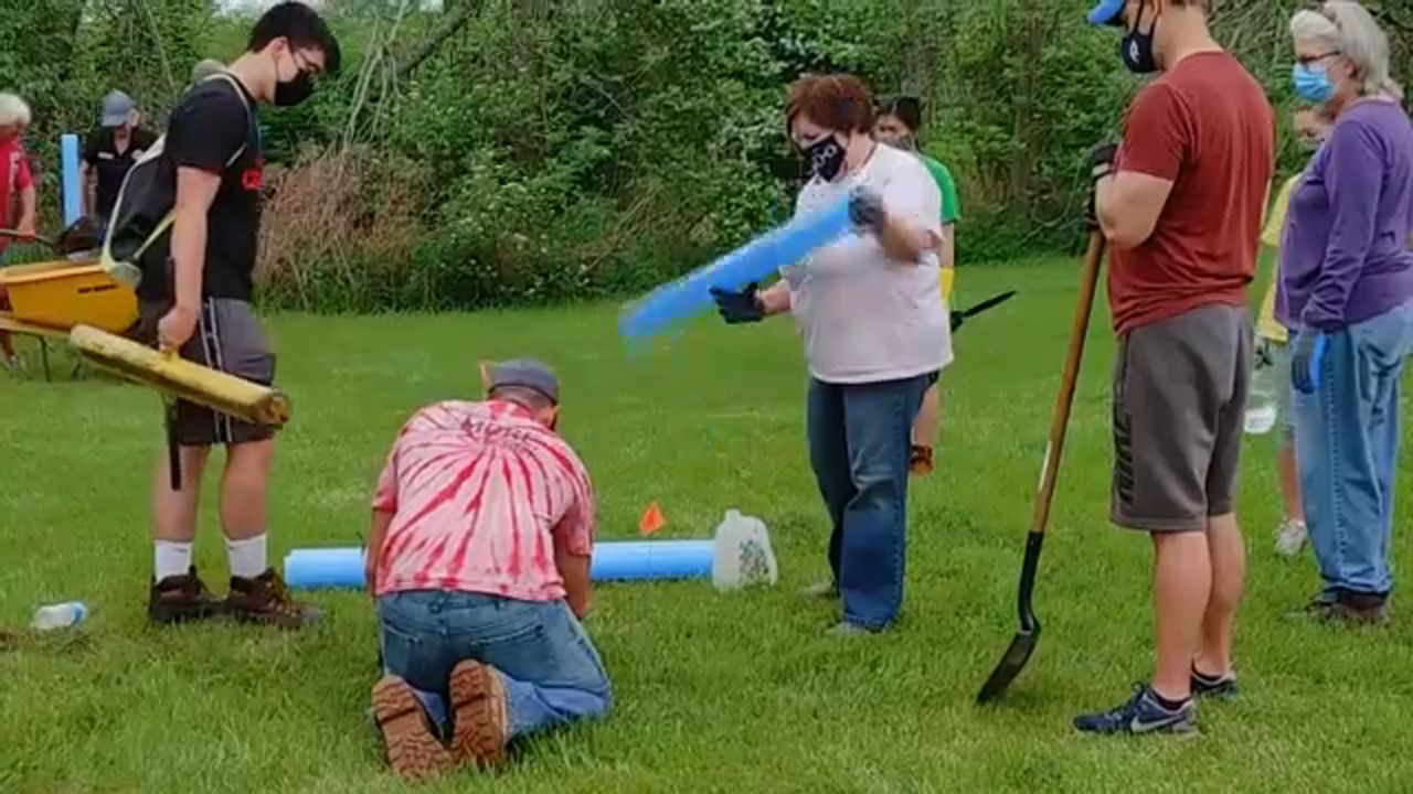 Locals work to make Niagara-Wheatfield campus more eco-friendly
