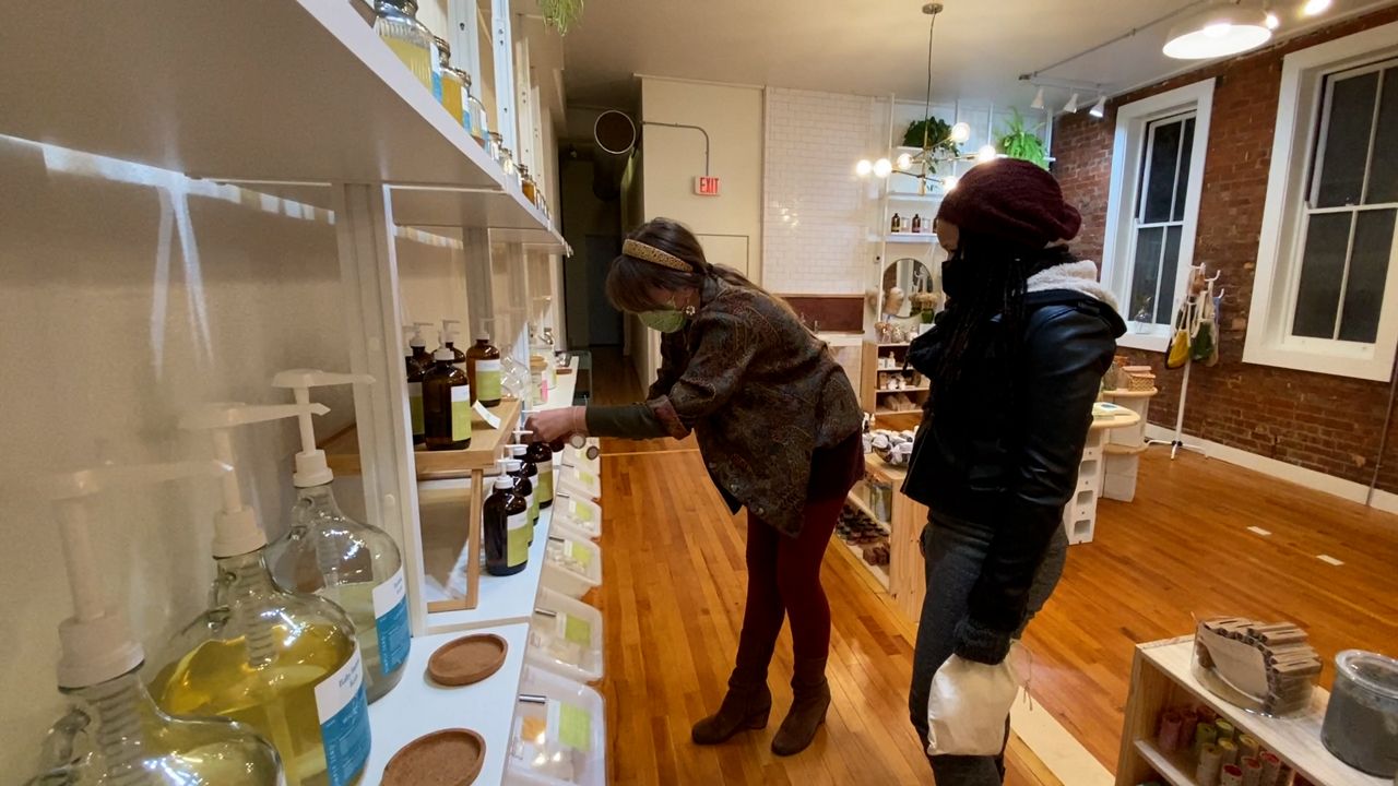 'No Waste November' offers challenge to live trash-free