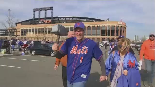 Mets Fans Get Amazin' Home Opener at Citi Field