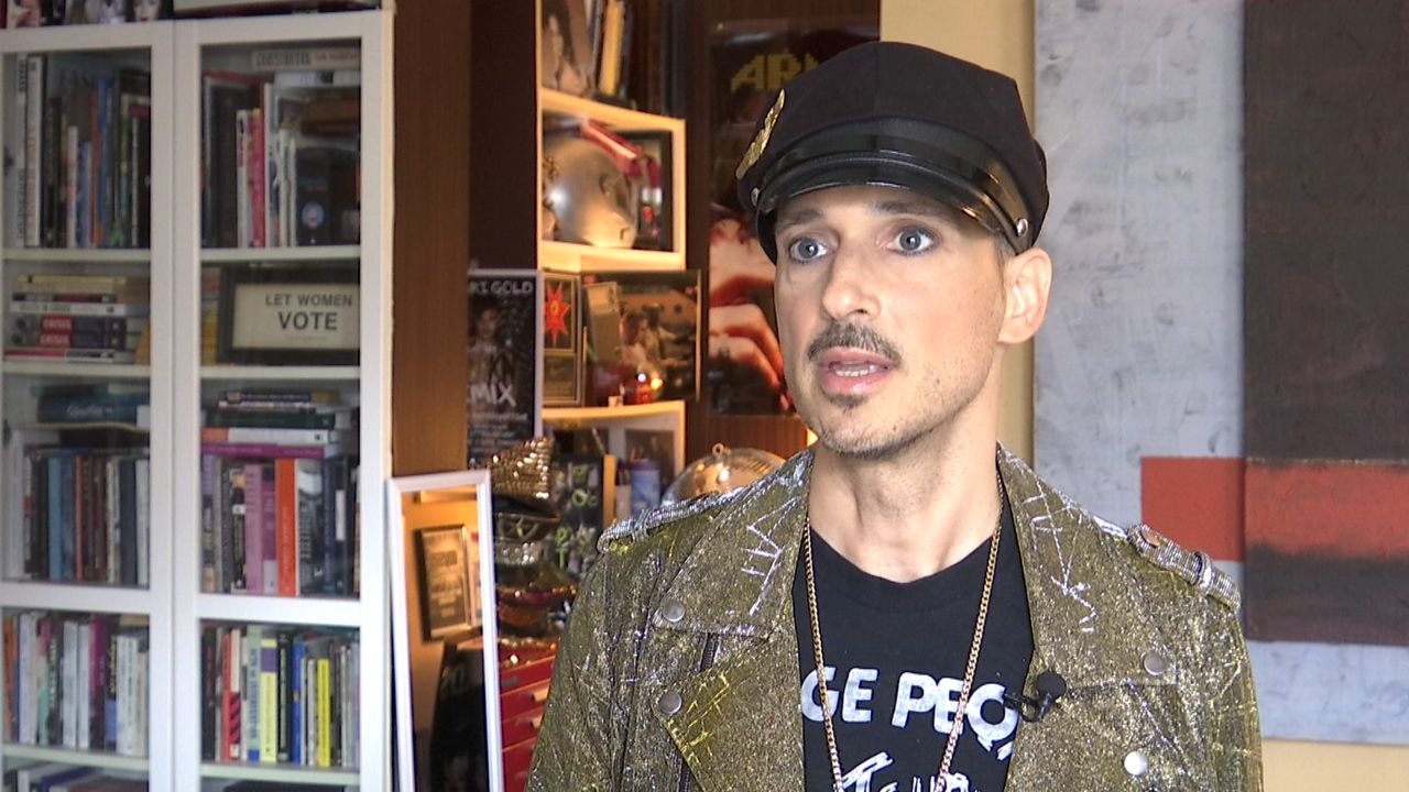 NYer of the Week: Ari Gold