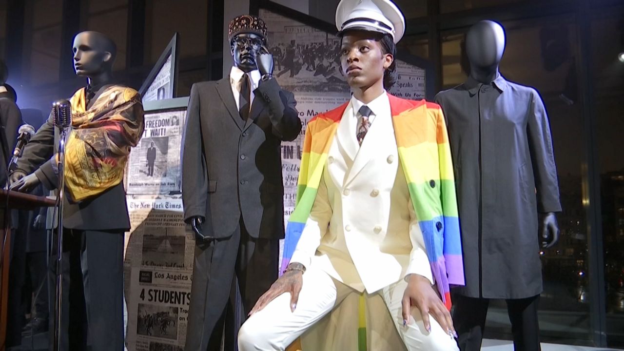 Fashion Week Celebrates Costume Designer of "Black Panther"