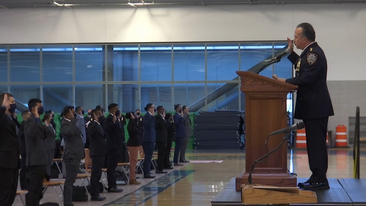 900 Recruits Sworn Into The Nypd Police Academy