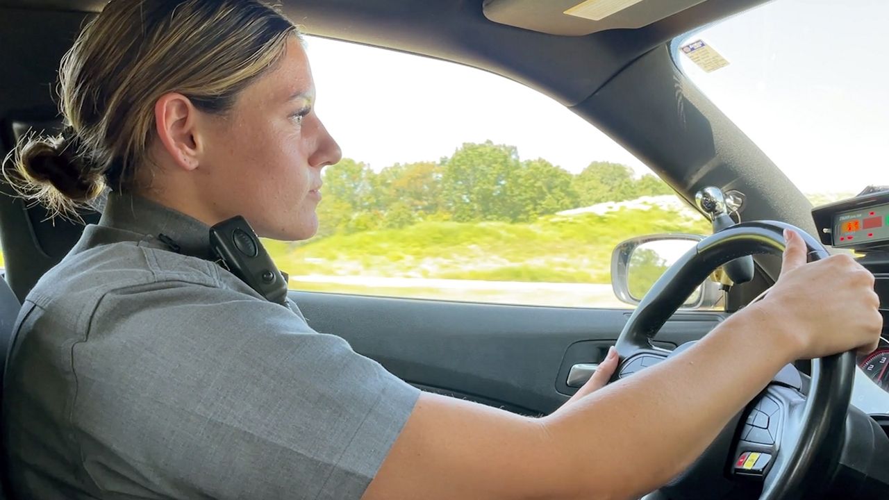 State police recruiting for more female troopers