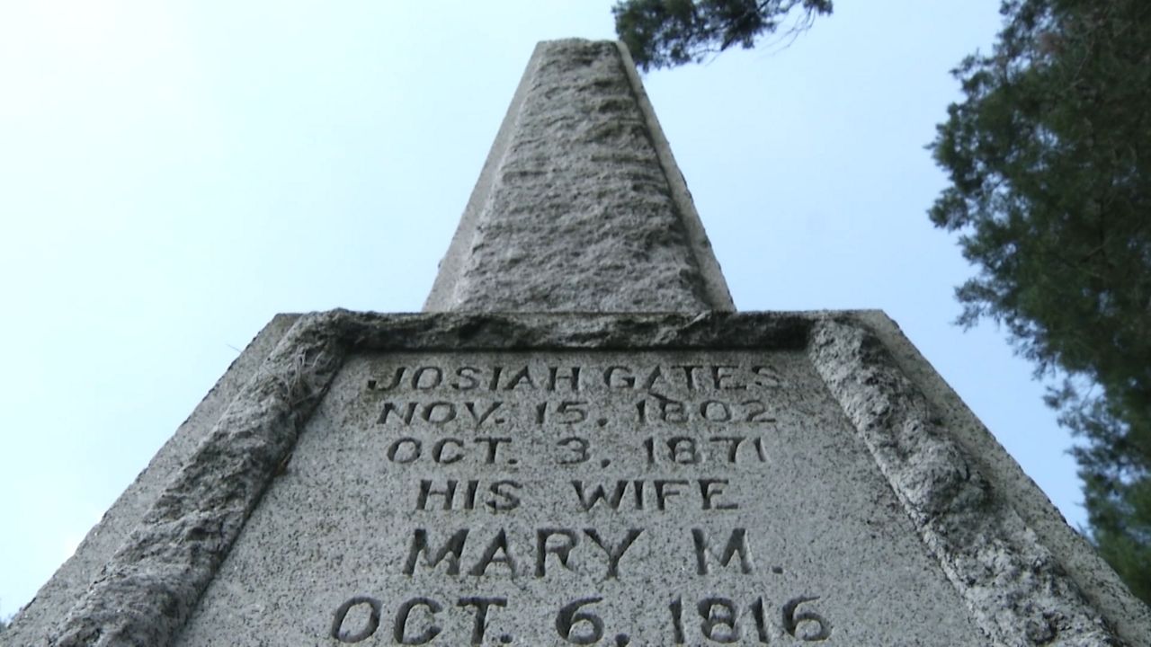 On the Town: Tombstone Tours at Manatee County Burial Ground