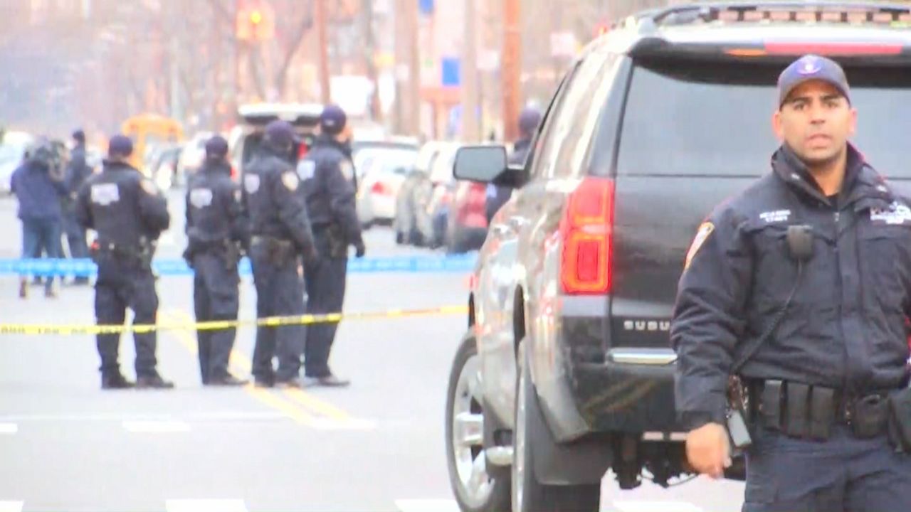 Off-duty FBI Agent Shot In Brooklyn