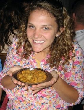 5 things you may not know about Amy Elliott