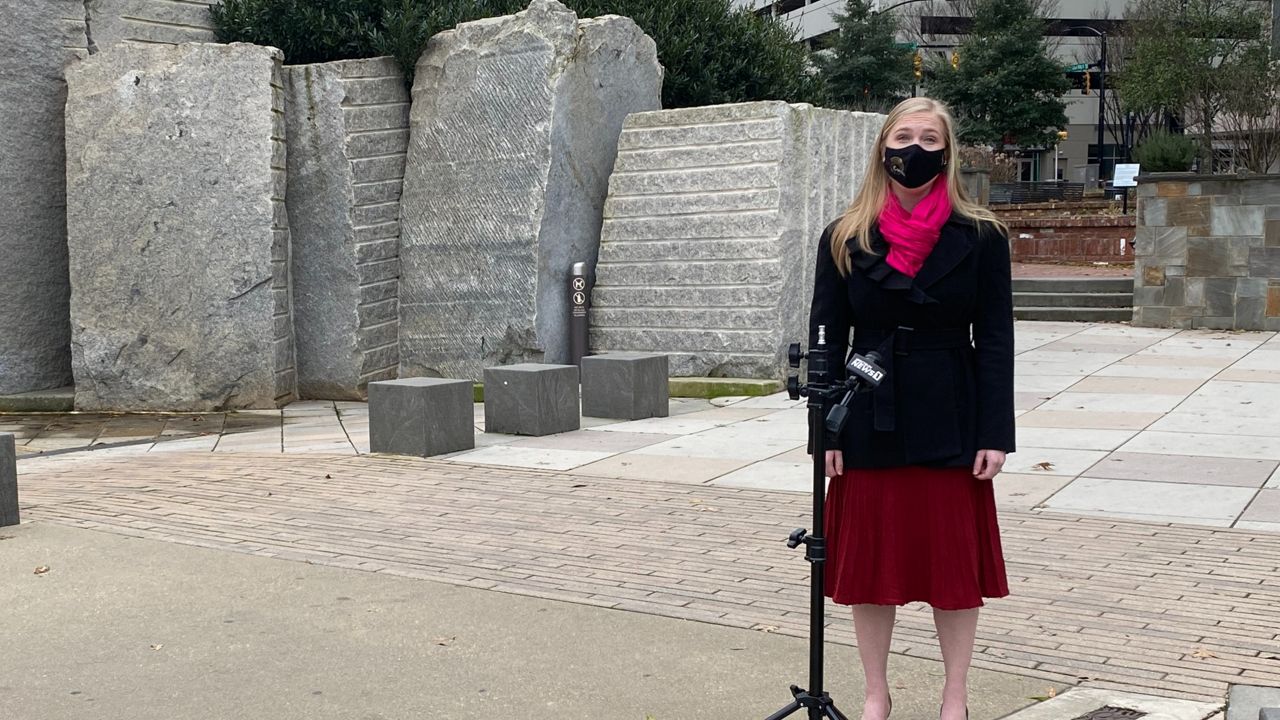 Opera Carolina Offers Singing Valentines