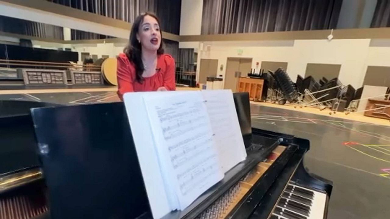Tampa native performs in 'Stranger Sings!' musical