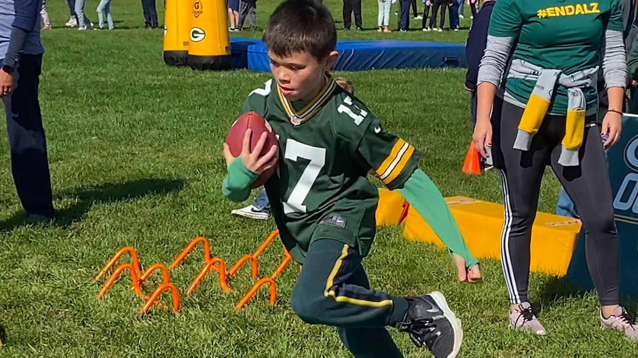 Packers' Football Outreach Camp keeps kids active