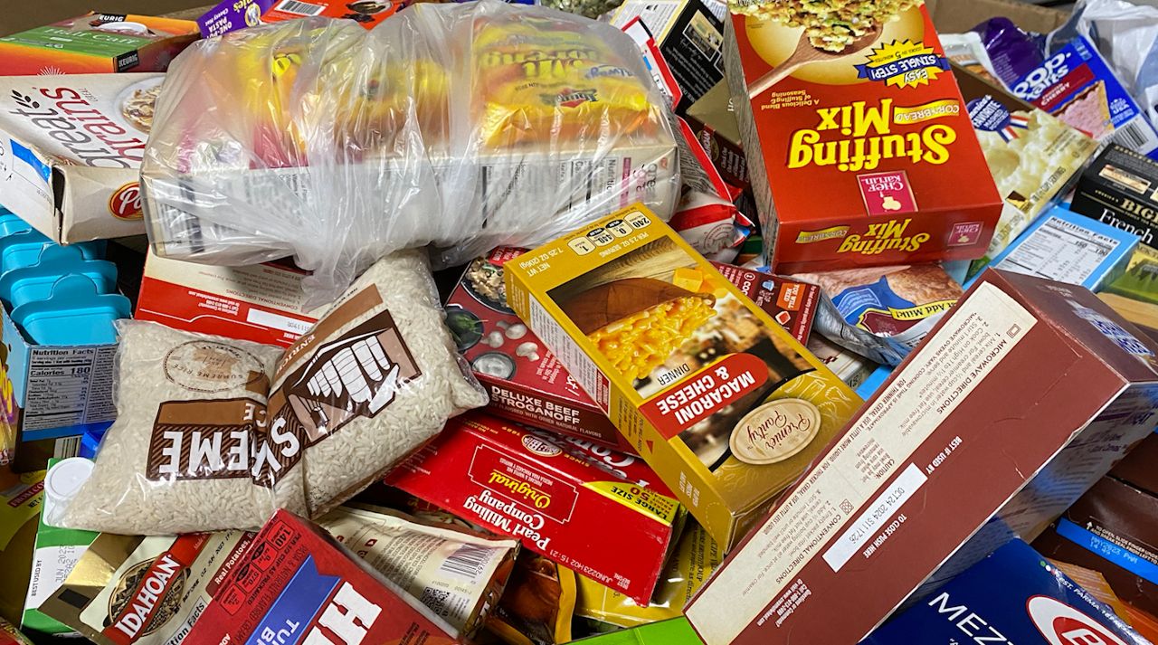 Pantries prep for high demand as pandemic FoodShare ends