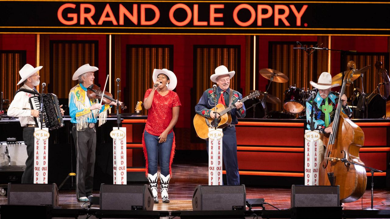 London native honored at Kentucky Music Hall of Fame