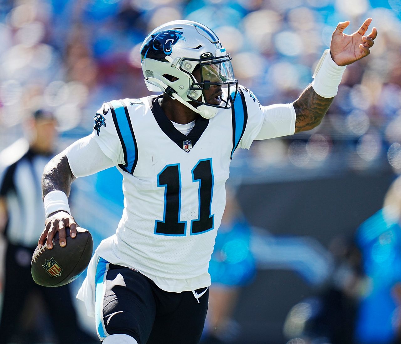 Panthers stun Bucs in second win of season