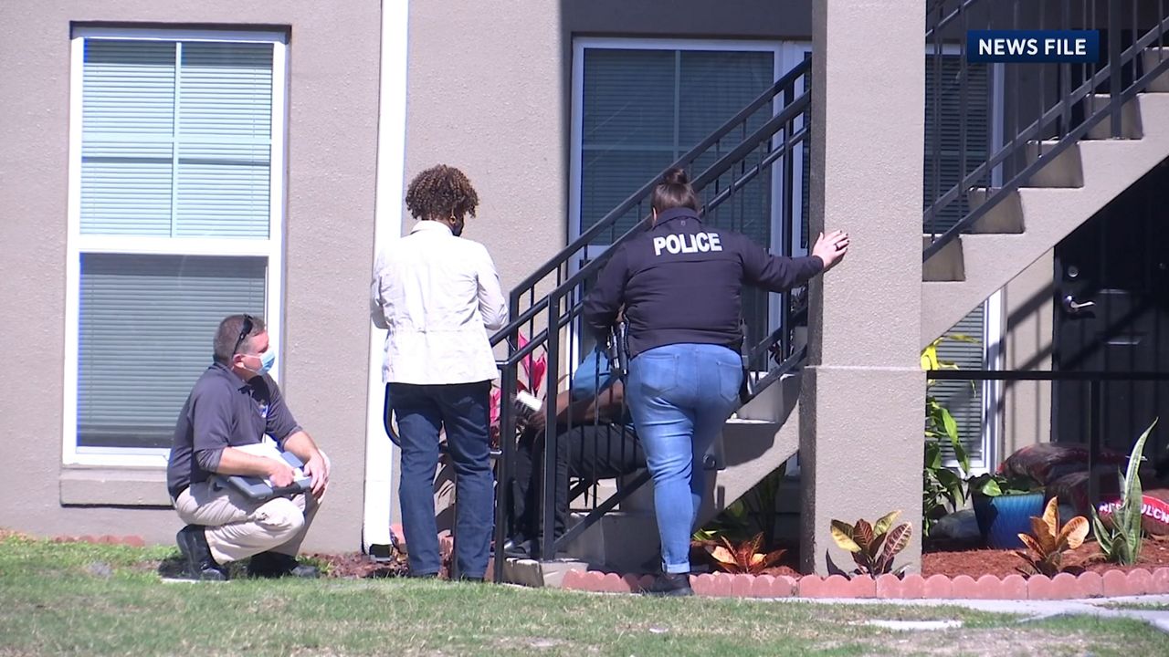 TWC NEWS EXCLUSIVE: Glimpse Into the Skyview Window