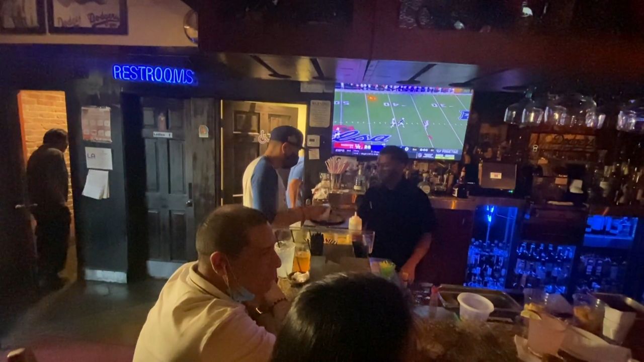 Sunset Boulevard restaurant cheers for Dodgers playoff run