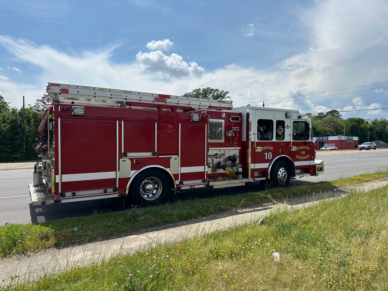 Massive procession transports body of Sam Poloche
