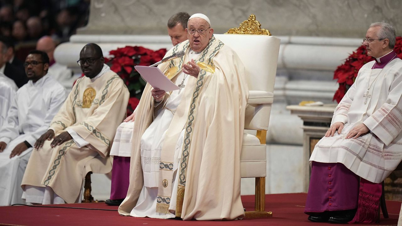 Catholics turn to the power of prayer for Pope Francis