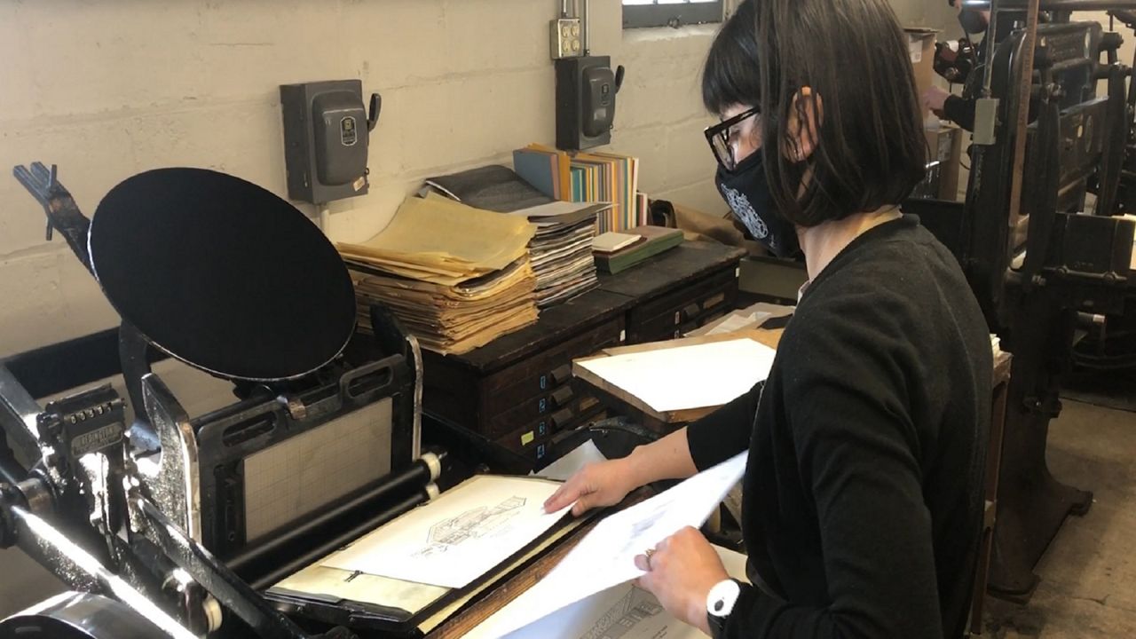 Milwaukee Print Shop Uses Century-Old Technology to Innovate