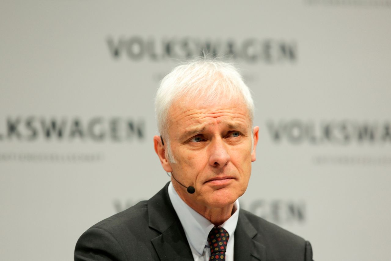 Volkswagen contemplates shakeup; Mueller's future uncertain