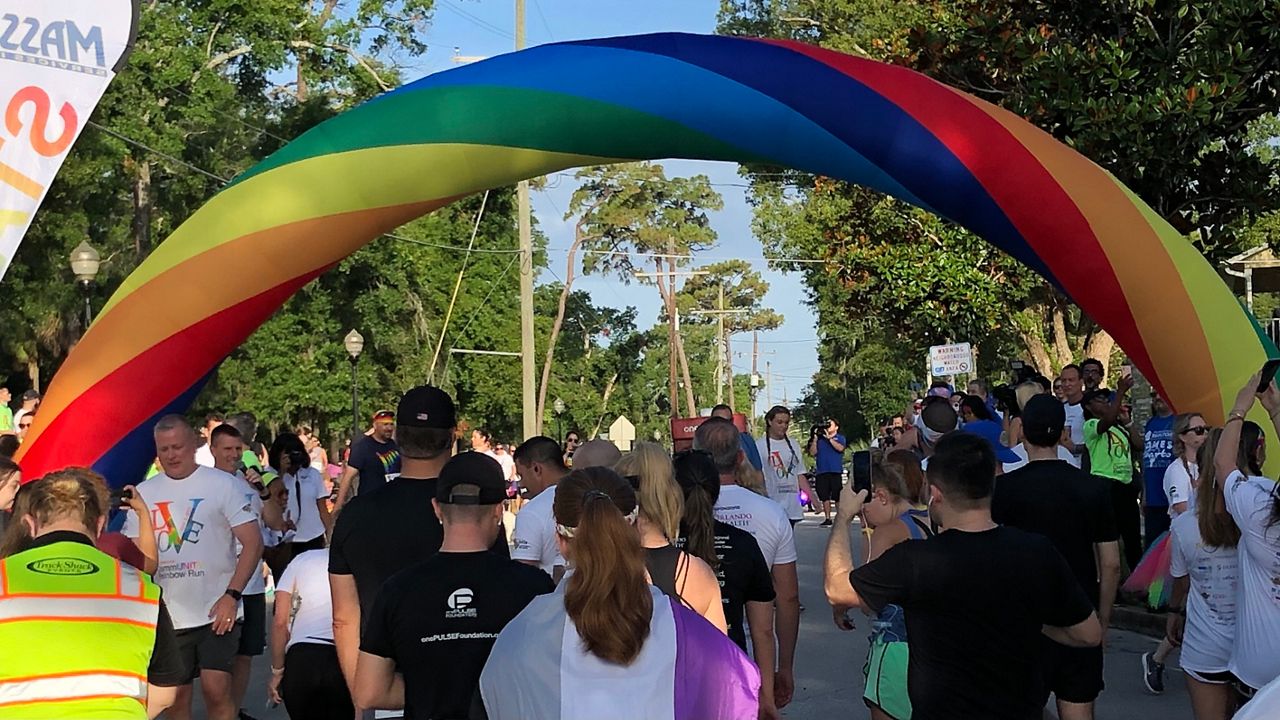 About 3,000 people run in honor of victims of Pulse tragedy