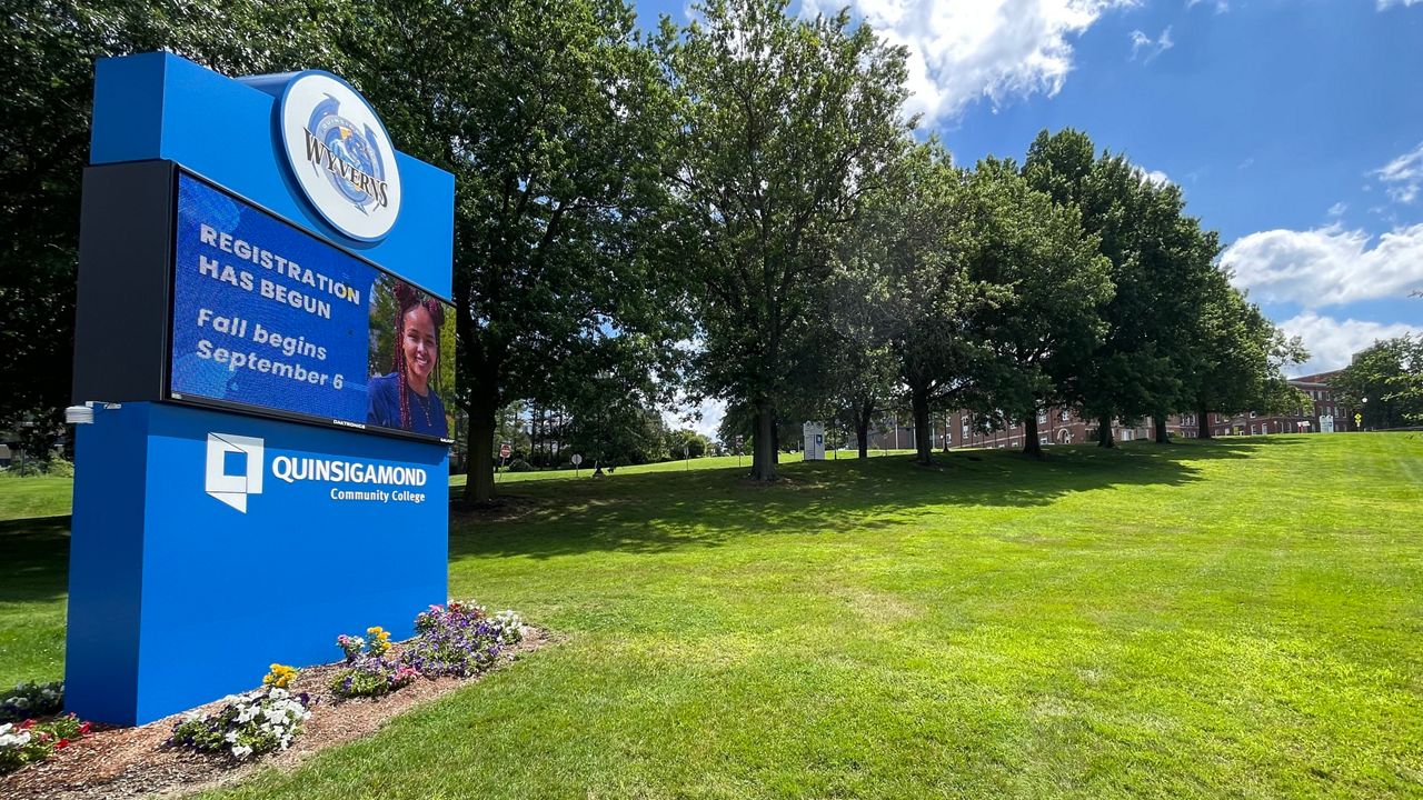 Healey admin. announces expansion of college financial aid