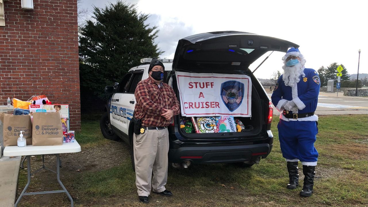 QCC Hosts Stuff A Cruiser Event to Help Students