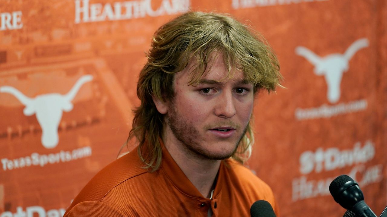 Sarkisian praises emerging talent of young QB Ewers