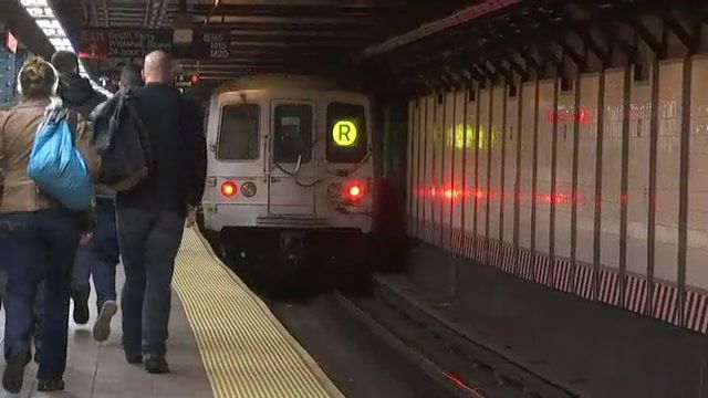 Bay Ridge Councilman Says the 'R' Train is a Nightmare for Straphangers