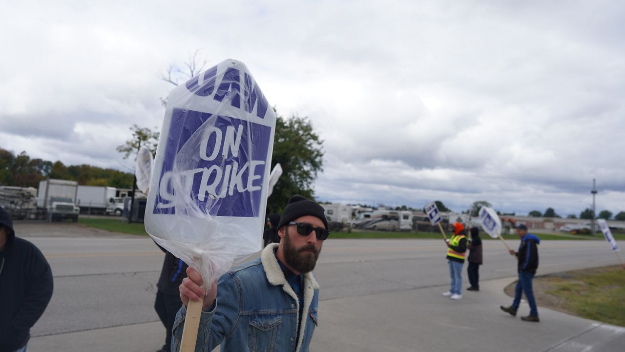 Kentucky Ford truck plant enters first week of strike