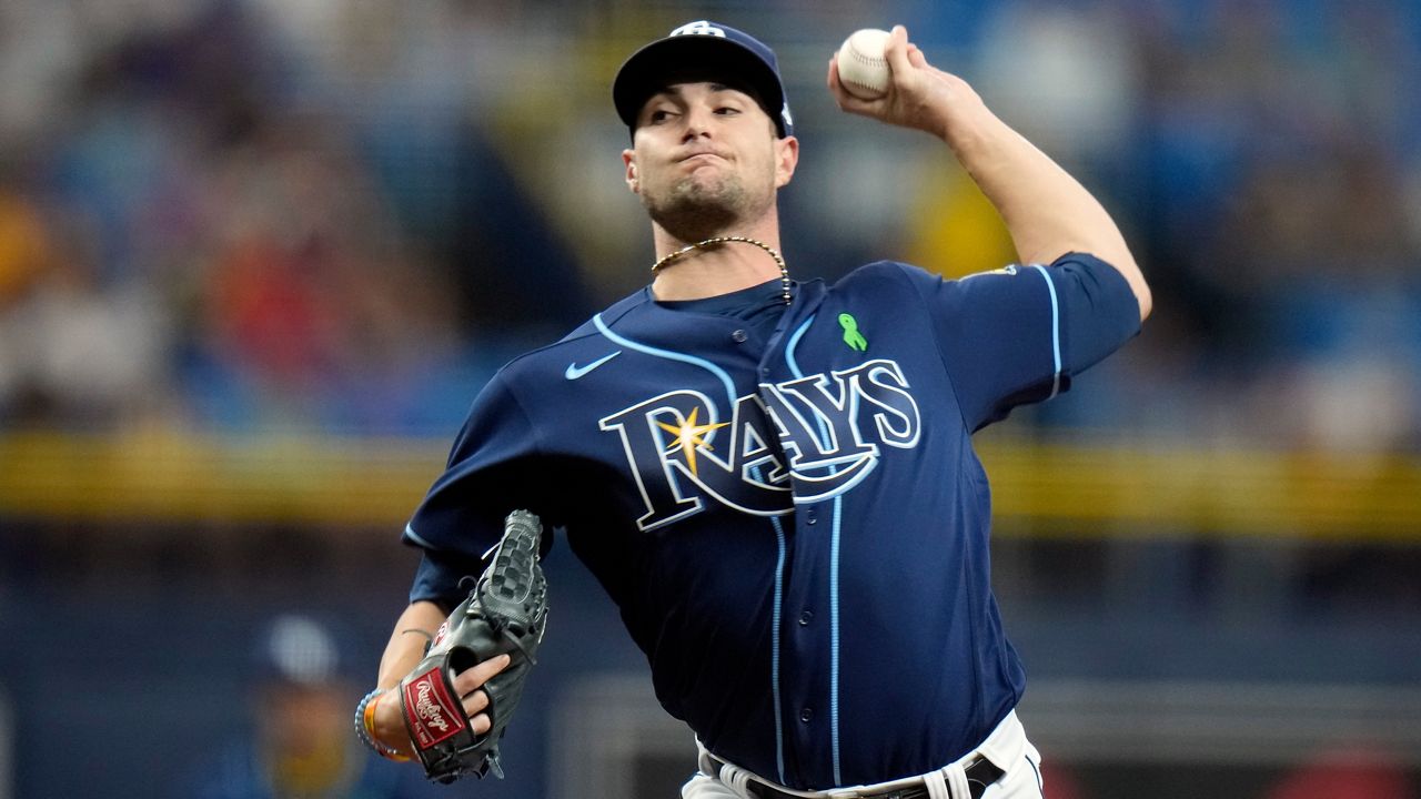 McClanahan improves to 6-0 as Rays beat Pirates 8-1