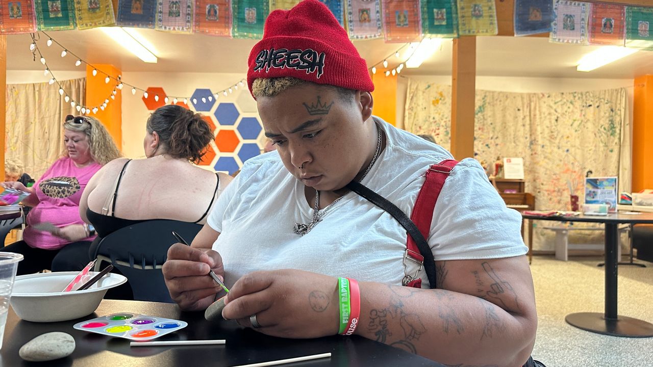 The Recovery Café Lexington hosts art classes