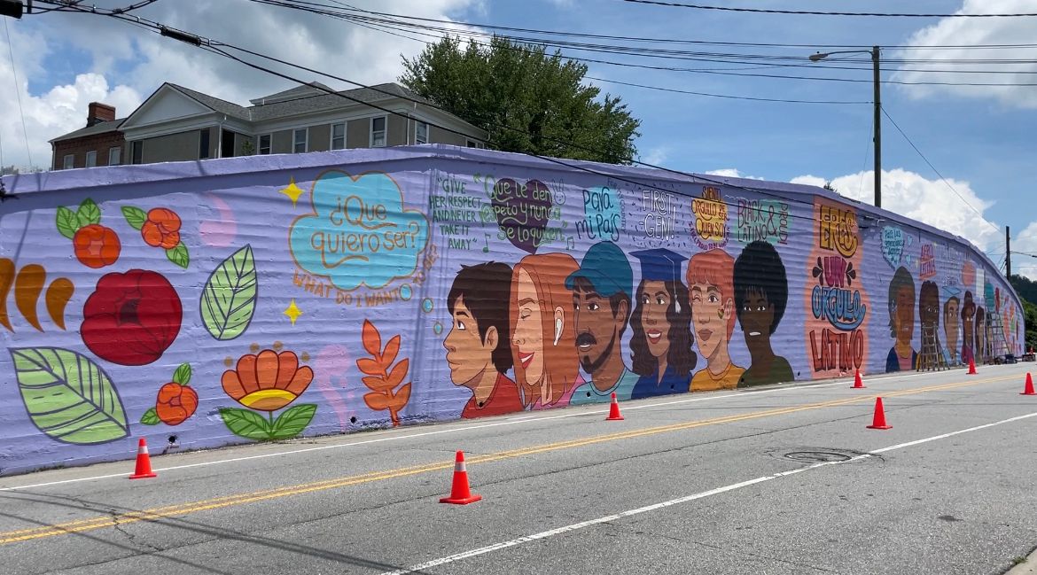 Young artist is painting her way through the N.C. mountains