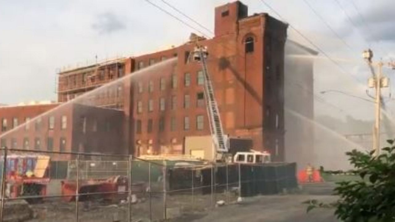 River Street Fire Now Tamed, No One Was Inside