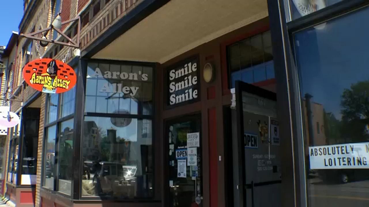 Rochester’s Aaron’s Alley accepting food donations