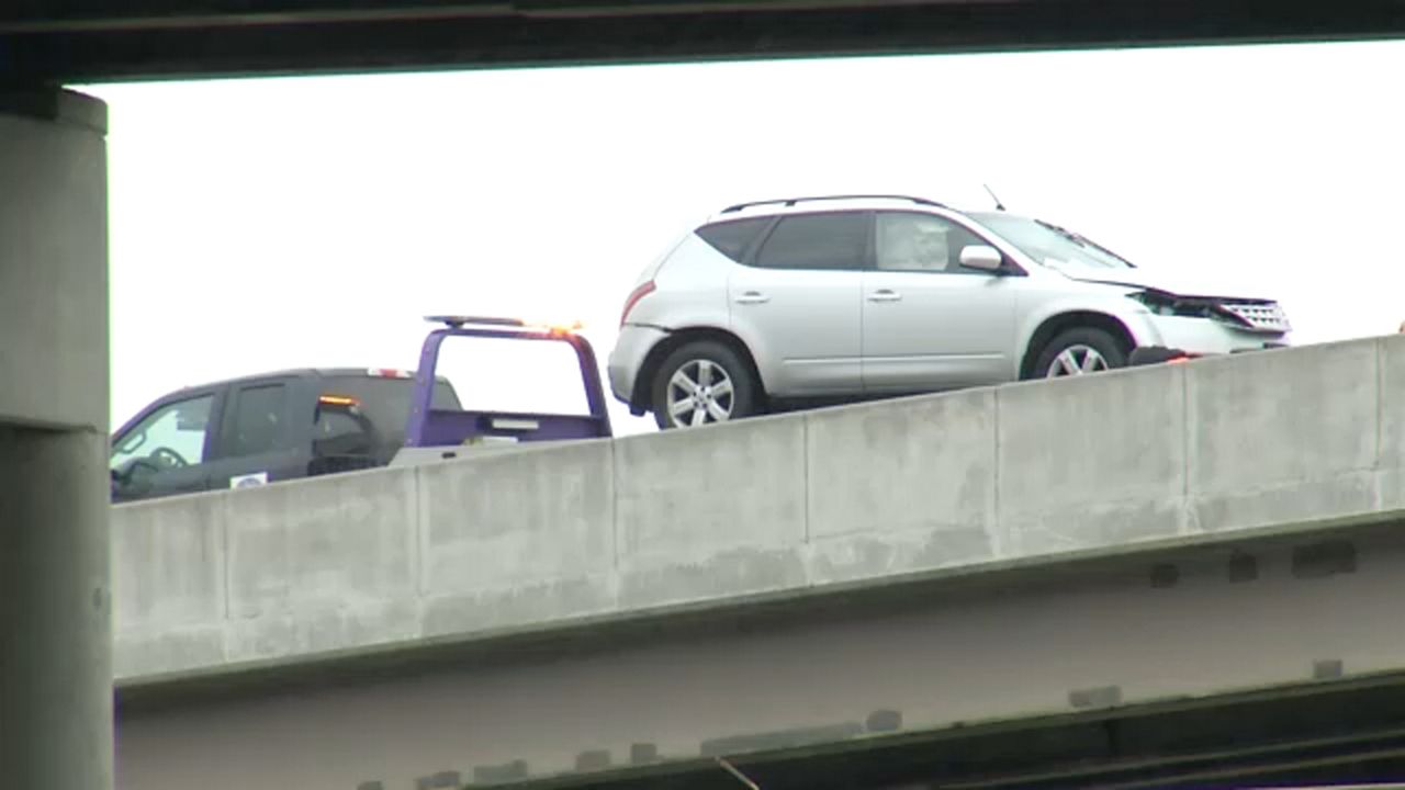 Driver Dies After Being Ejected In Crash On I 190