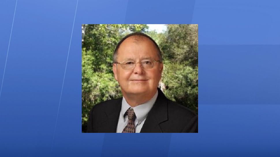 Citrus commissioner earns special designation