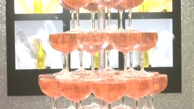 Manhattan Rosé Mansion lets fans go with the flow