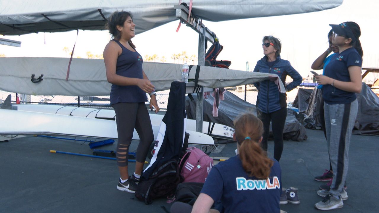 Row LA Helps Girls From Low-income Families Get Into Rowing