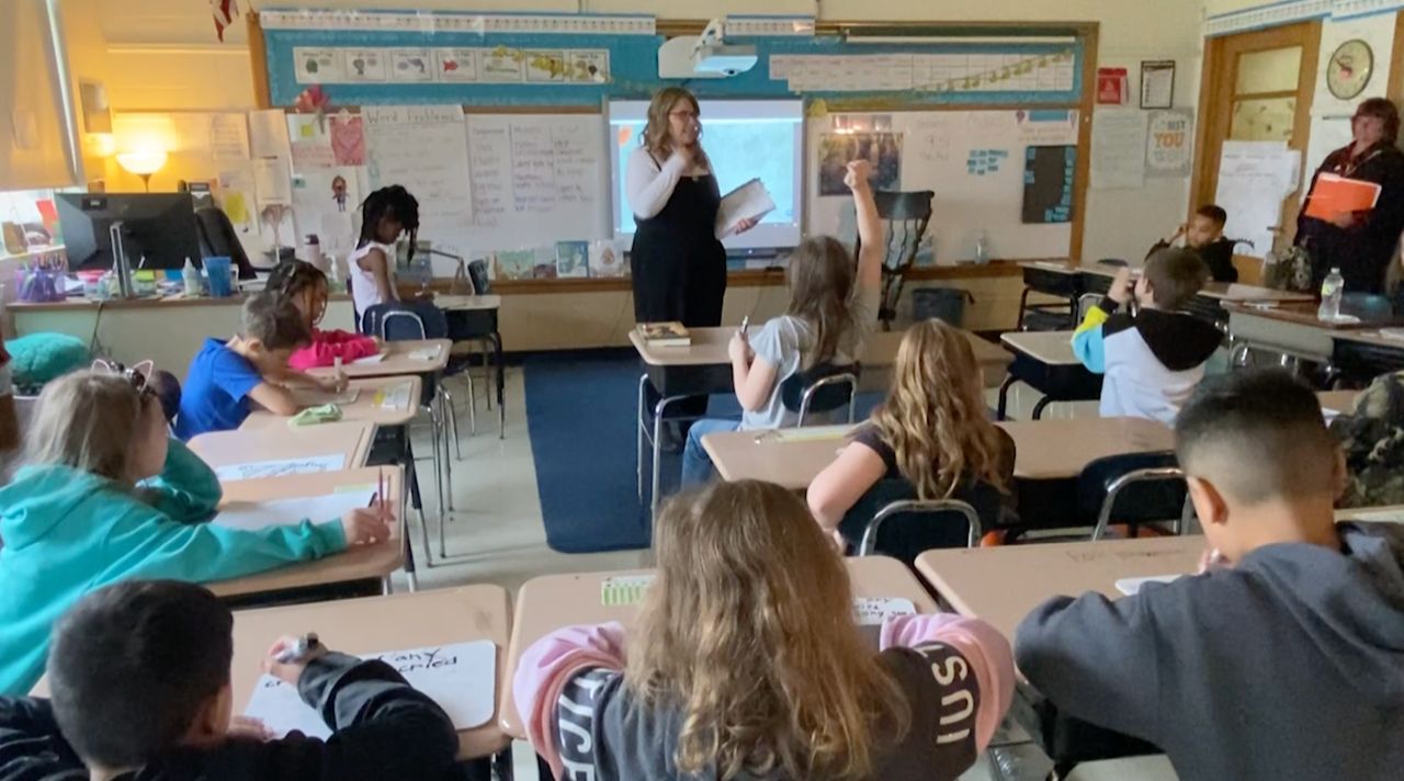 Racine teachers take classes to address literacy gaps