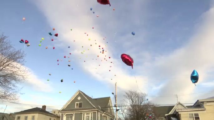 Seth Collier honored in balloon release