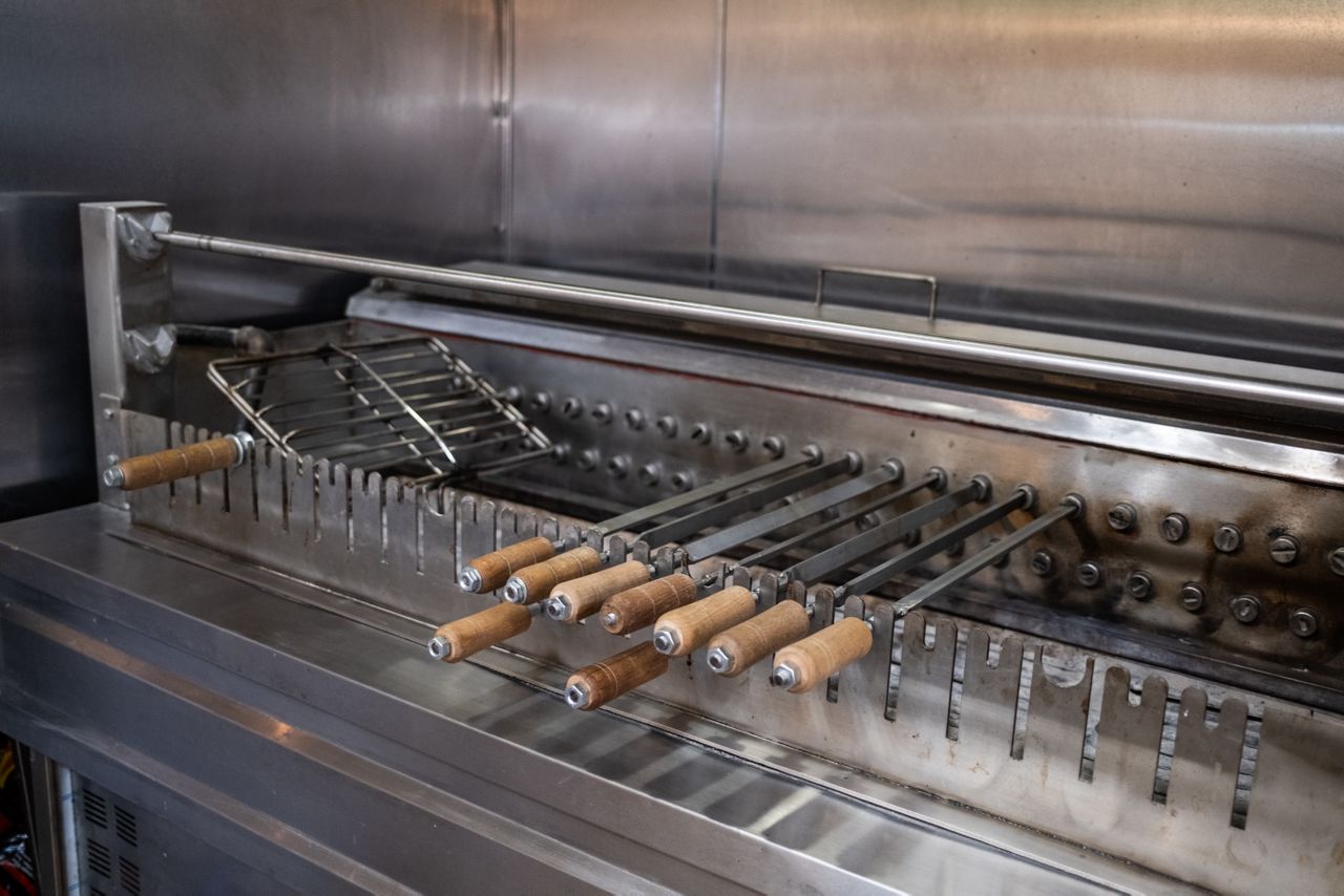 Syracuse restaurant owner invents special rotary grill