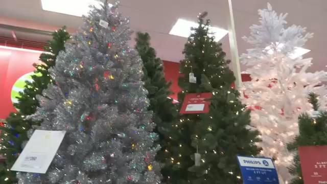 The Holiday Debate: Real or Fake Christmas Trees?