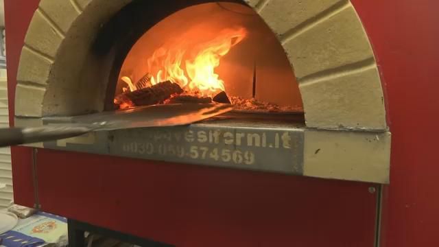 Food Truck to Full Service: Toss 'n' Fire Pizza is Heating Up