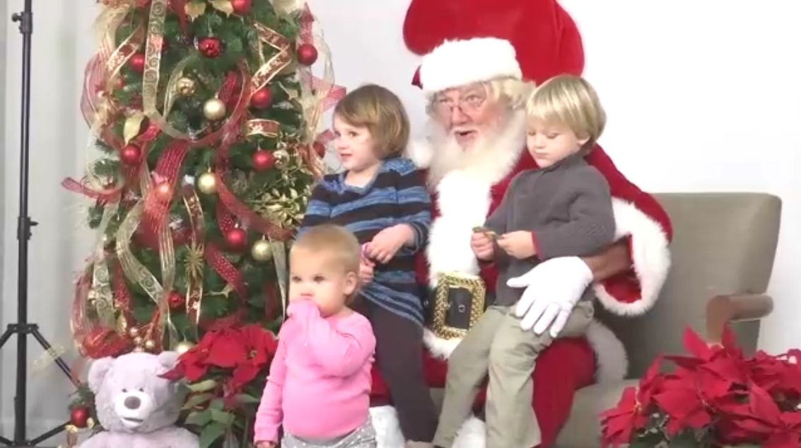 Nonprofit helps special needs children take photos with Santa